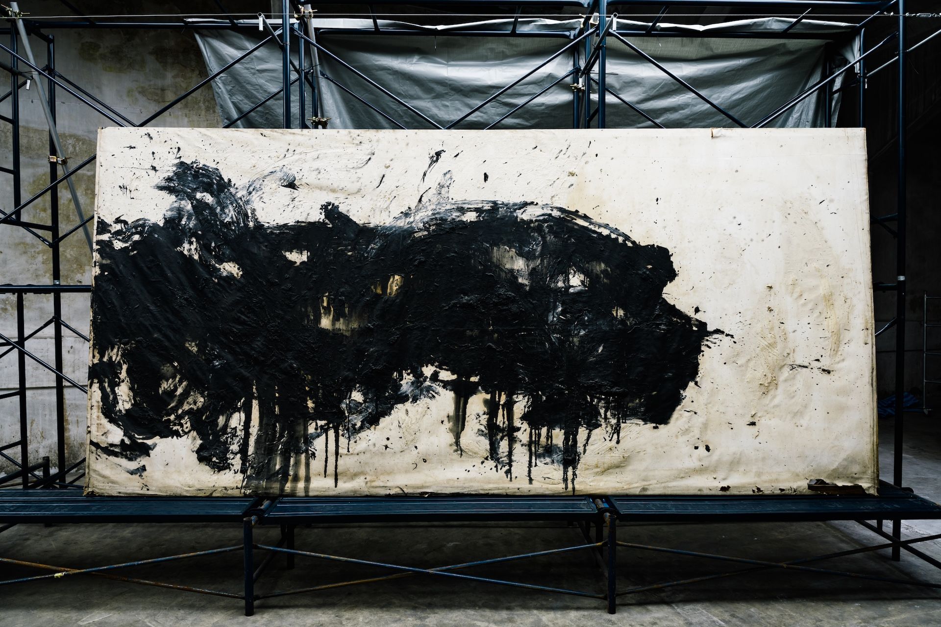 From Tao to Canvas: Tang Chang's Unseen Art Revealed in Bangkok