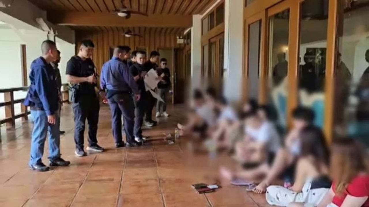 20 alleged Chinese scammers arrested in a raid in Chiang Mai