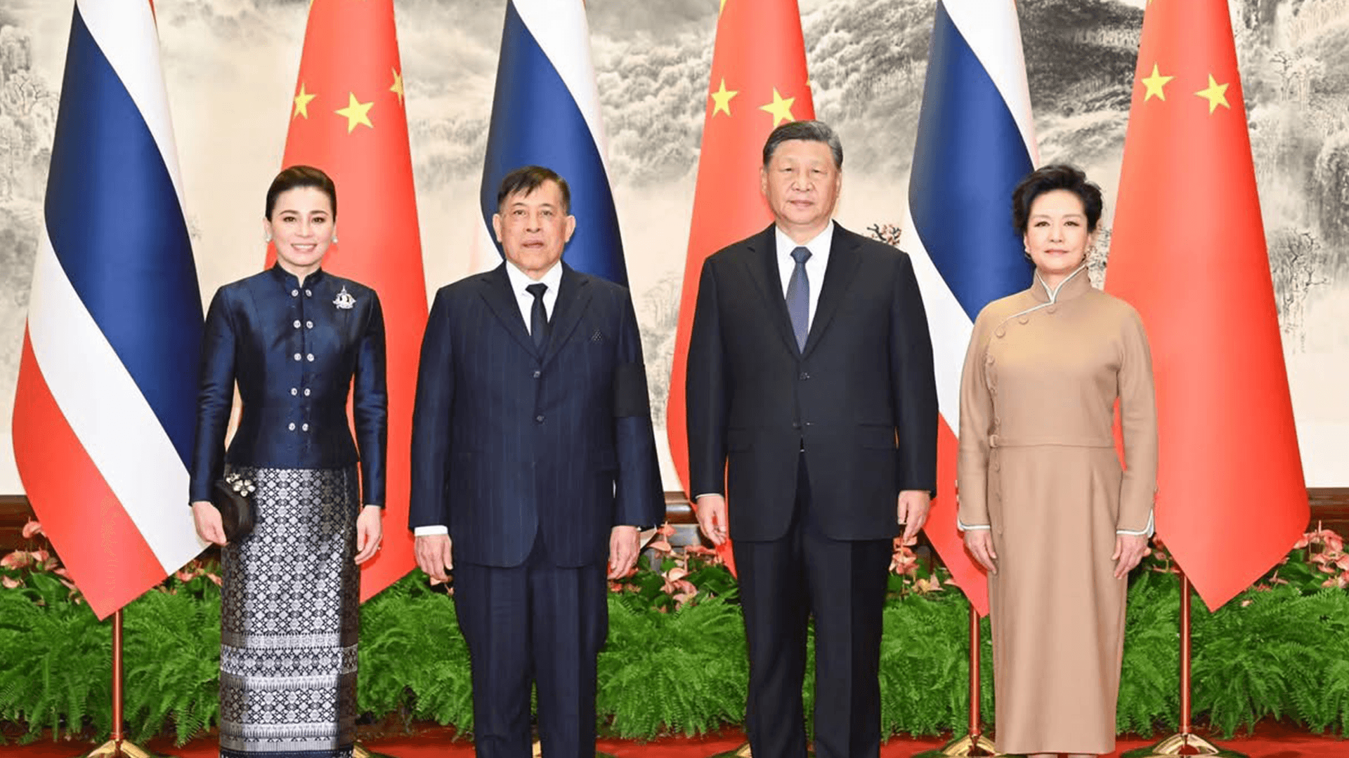 China’s Xi vows closer ties as HM the King makes first official visit