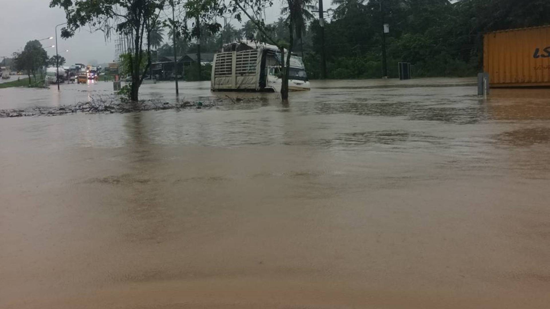 Flood warnings for Surat Thani, Nakhon Si Thammarat and Songkhla