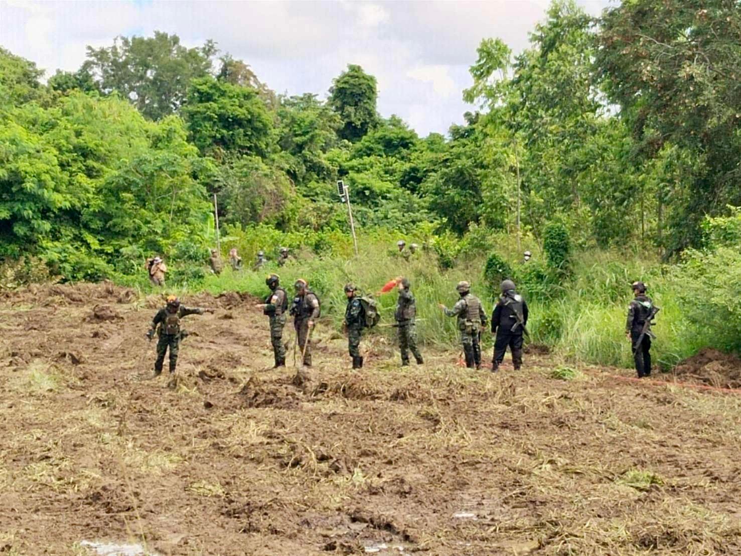 Thai Army defends use of loud sounds against Cambodian settlers
