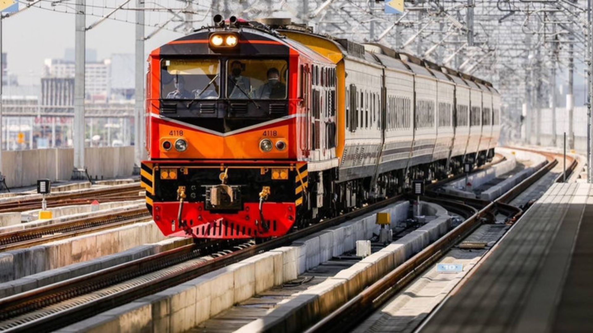 State rail board endorses plan to spend Bt10.5bn on new train carriages