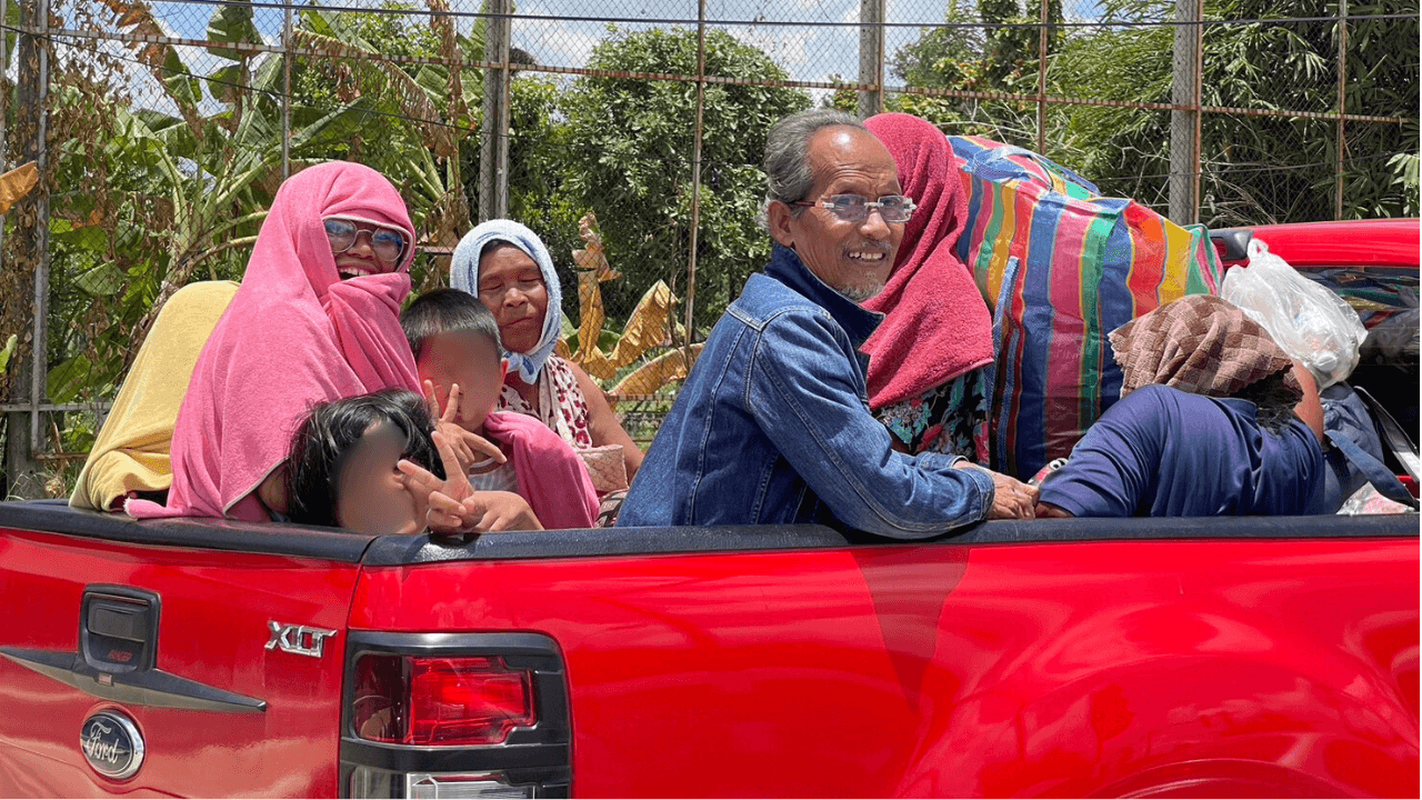 Displaced people returning home in Surin and Ubon Ratchathani provinces