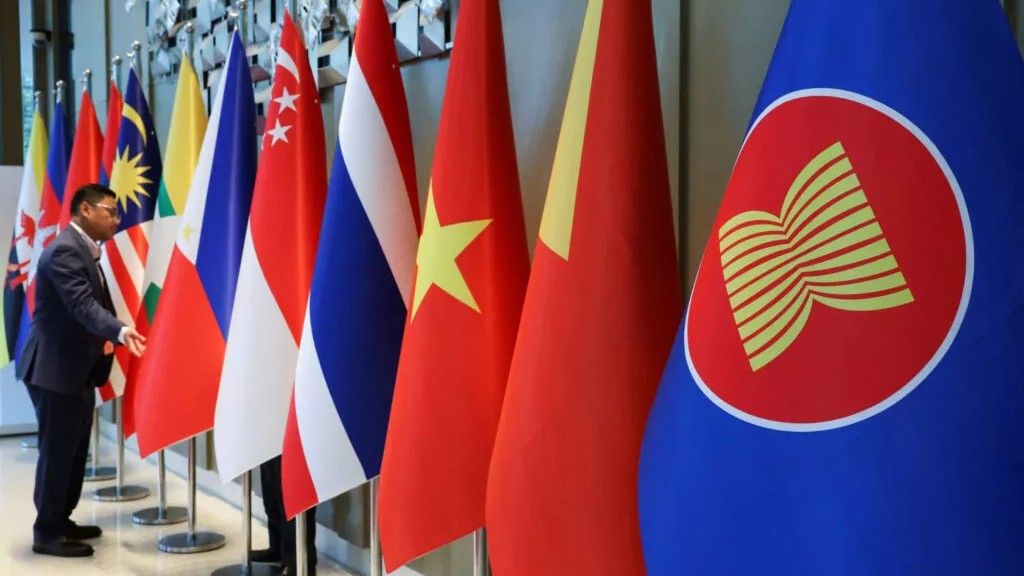 ASEAN pushes for immediate ceasefire between Thailand and Cambodia