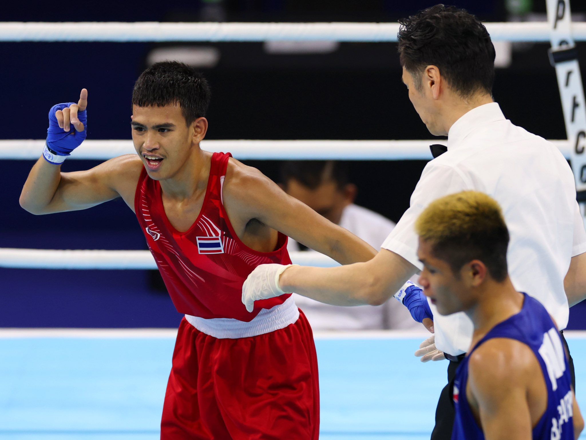 Golden gloves: Thai boxers deliver 14-title sweep