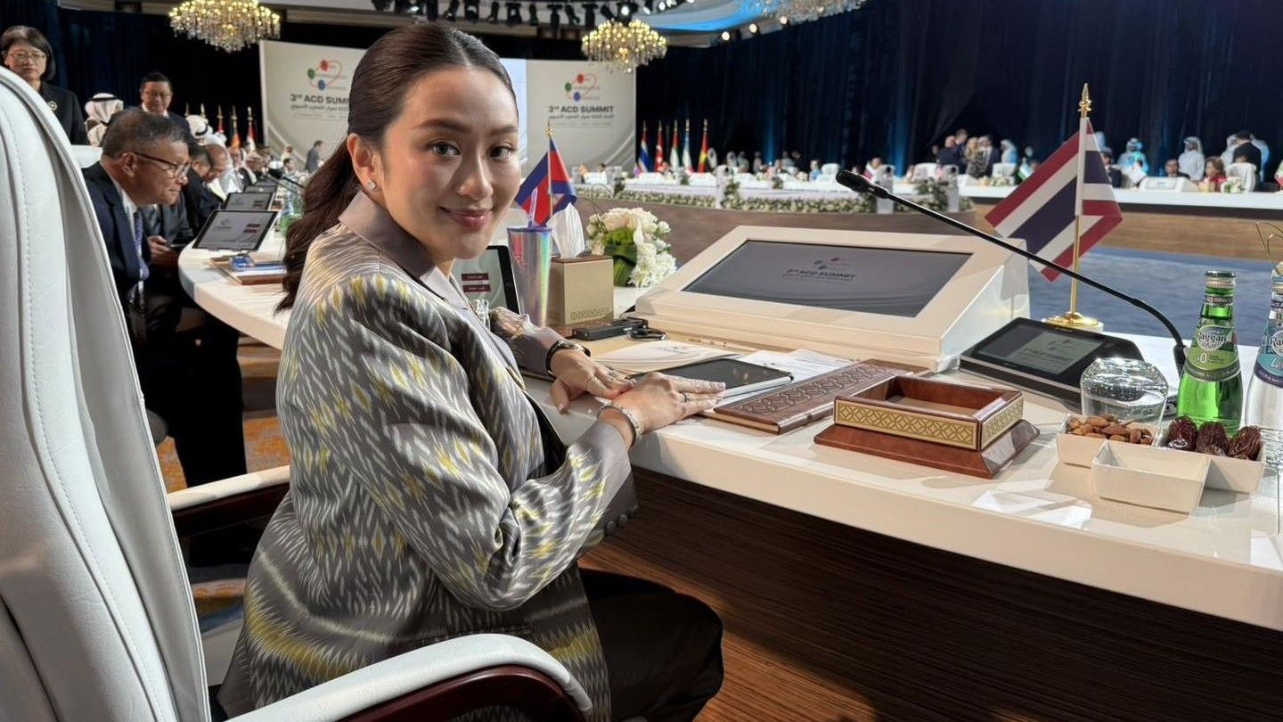 Global fame only Paetongtarn’s brief escape