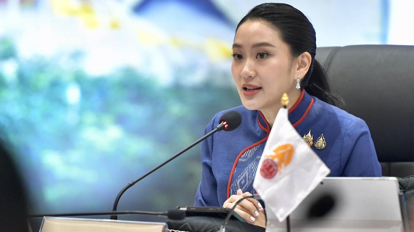 Pm Paetongtarn Defends Her Fathers Hospital Stay Insisting His 9400