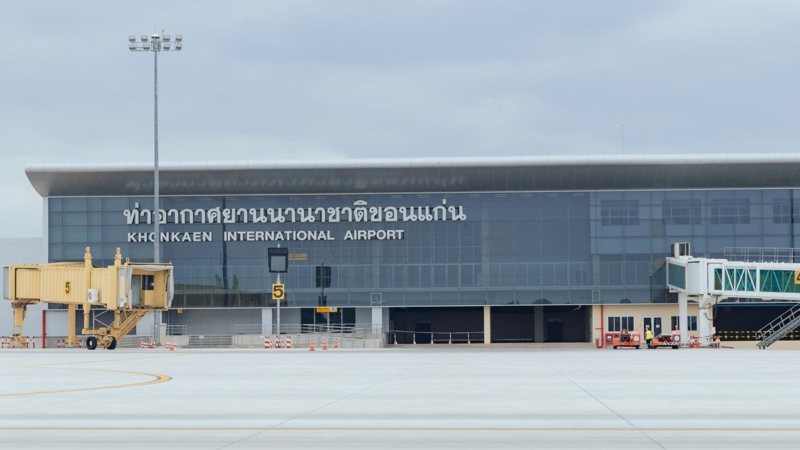 Passenger service charge at regional Thai airports raised by Bt25