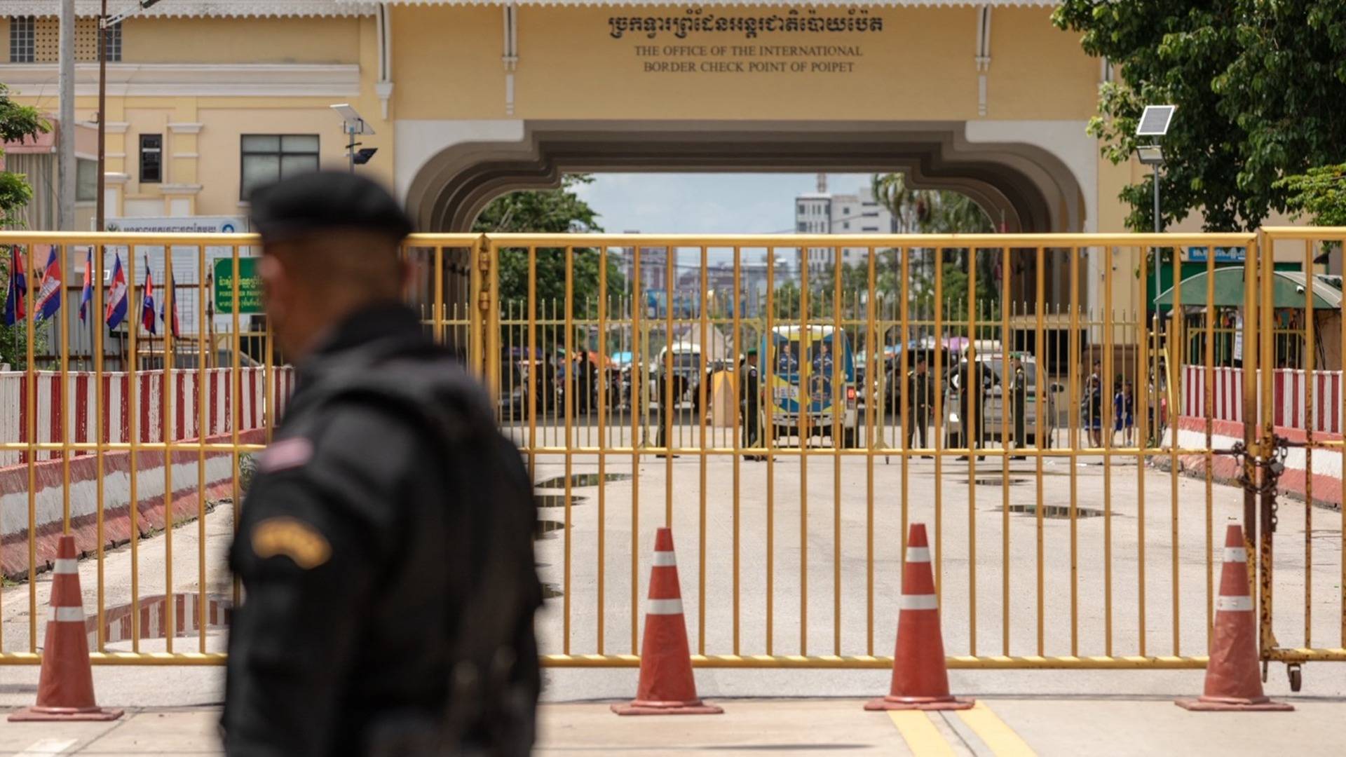 Thai army is not ready to reopen border checkpoints with Cambodia