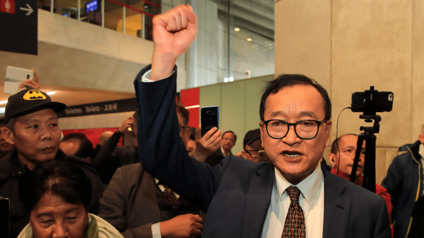 Sam Rainsy urges Cambodia to sue Thailand, demand compensation