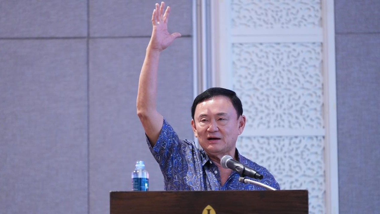 Thaksin accuses absent cabinet members of disloyalty, calls for ...