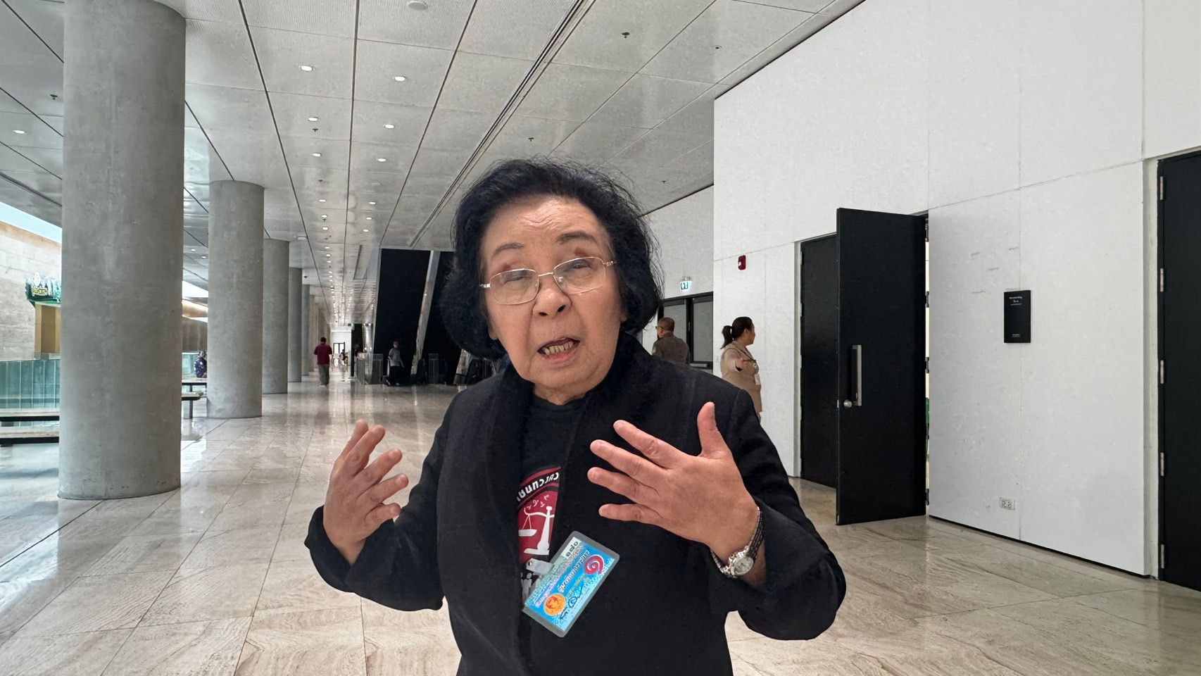 Reading between Thida’s lines