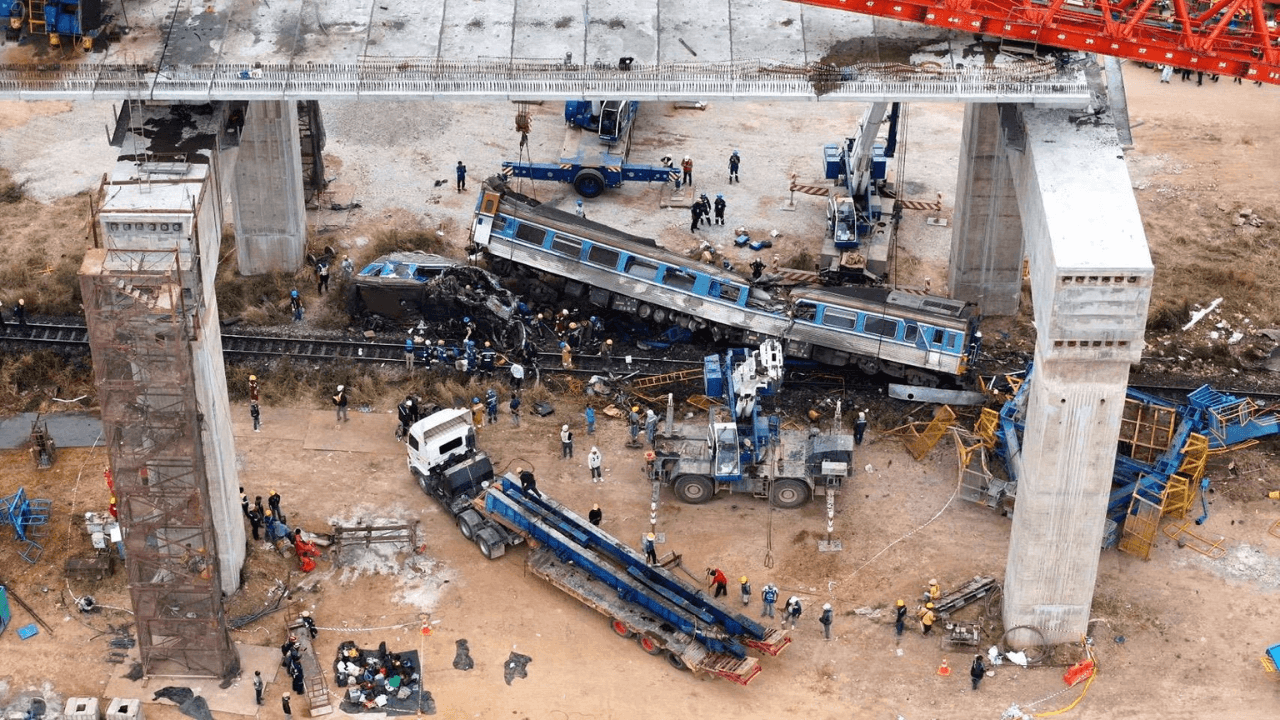 Death toll in ill-fated express train crash climbs to at least 32